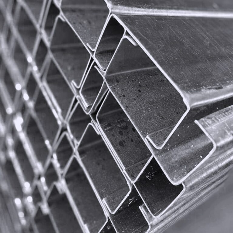 Perfil C 100x40x15 1.6 12 MTS GALVANIZADOS – Riboldi Materiales